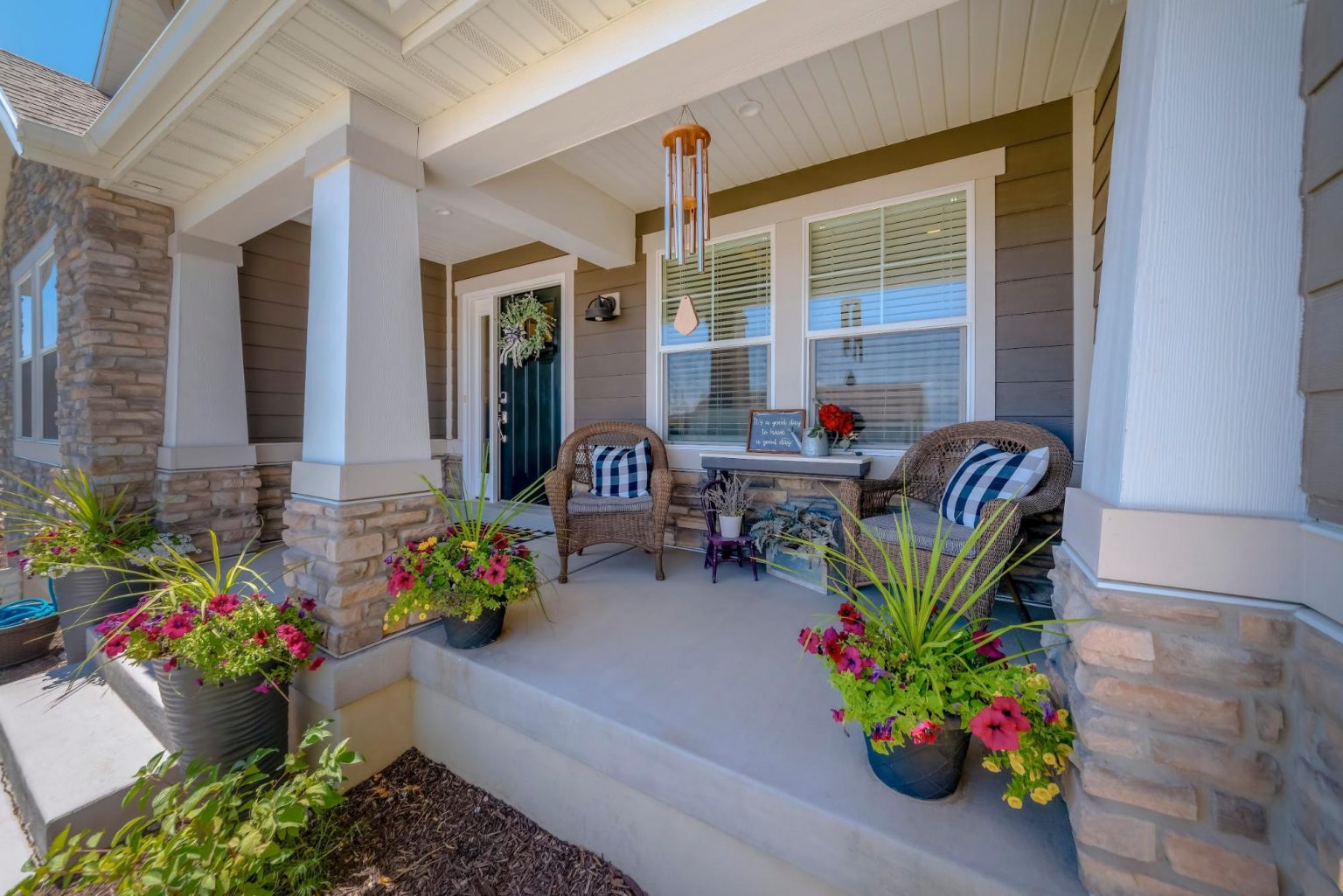 Porch vs Deck vs Patio vs Lanai vs Veranda: What’s the Difference?